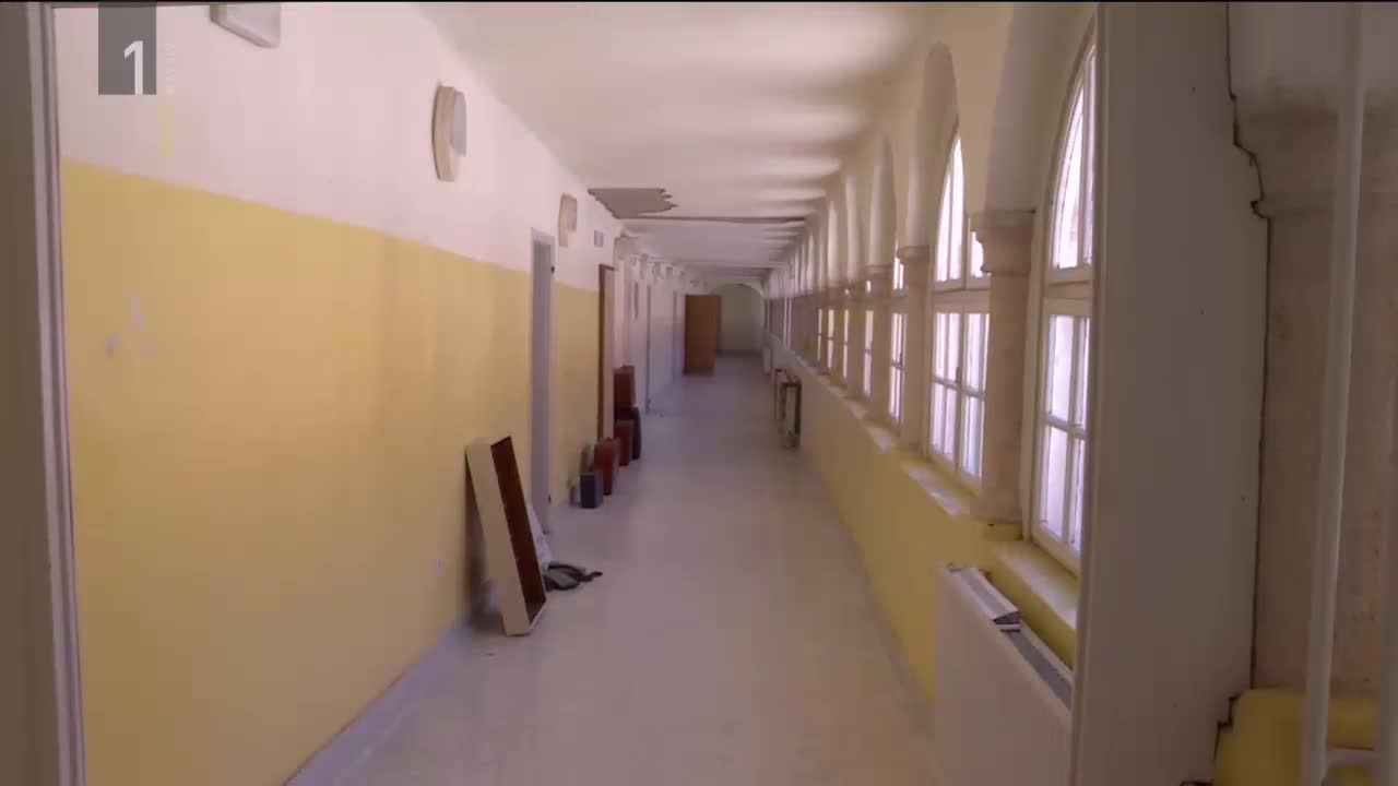 Sredstva za grad Cmurek, v katerem deluje Muzej norosti