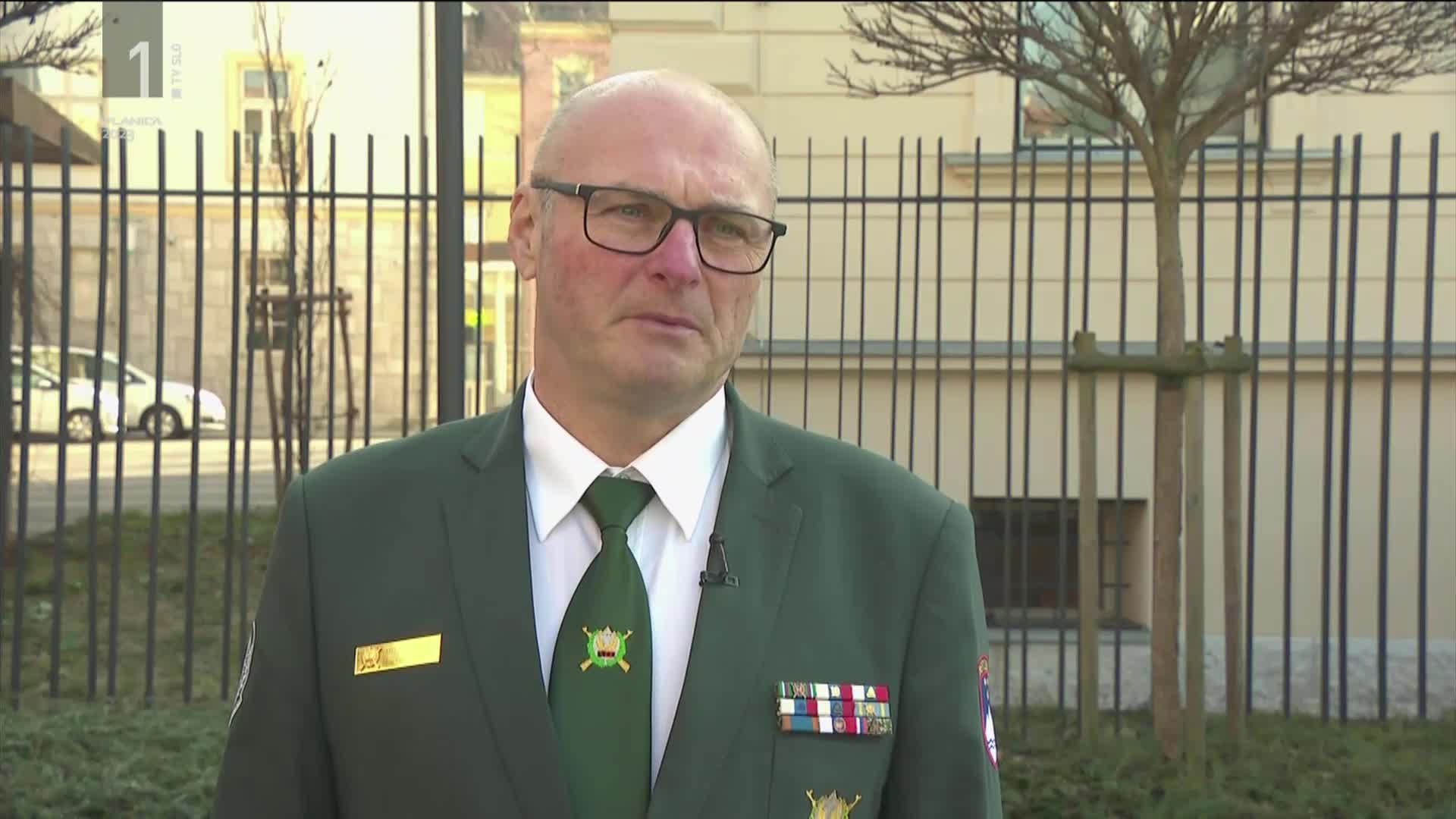 ZVVS in Sever: Osamosvojitev stroki, ne politikom