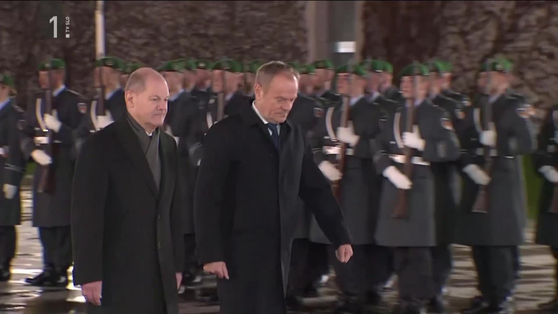 Tusk obiskal Pariz in Berlin