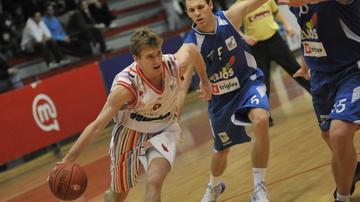 Kako naj ne bo motiva, ko pa je "sparing" partner Ilievski - RTV SLO