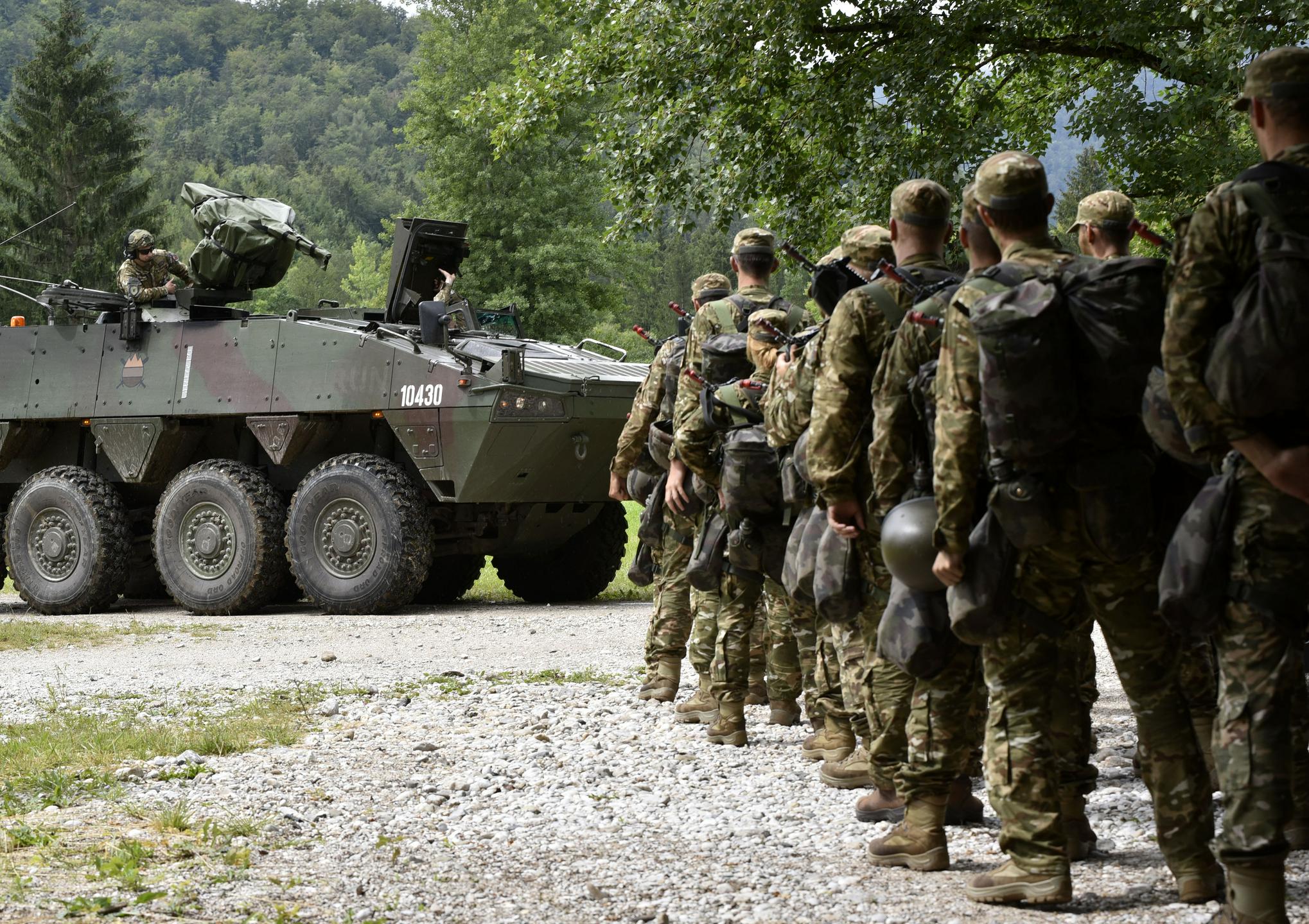 Slovenska vojska bogatejša za 38 oklepnikov Oshkosh v vrednosti 26,7 ...