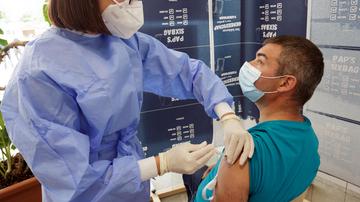 Raziskava Valicona: Občuten upad zaupanja v policijo, politiko ...