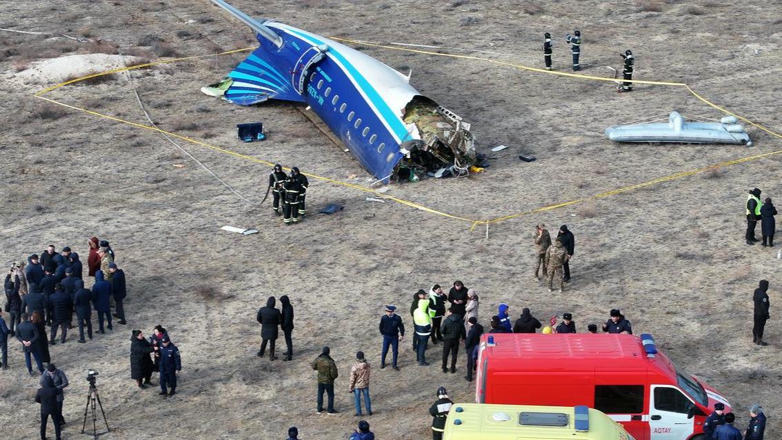preberi.si - Nesreča letala v Kazahstanu zahtevala 38 življenj, 29 ...