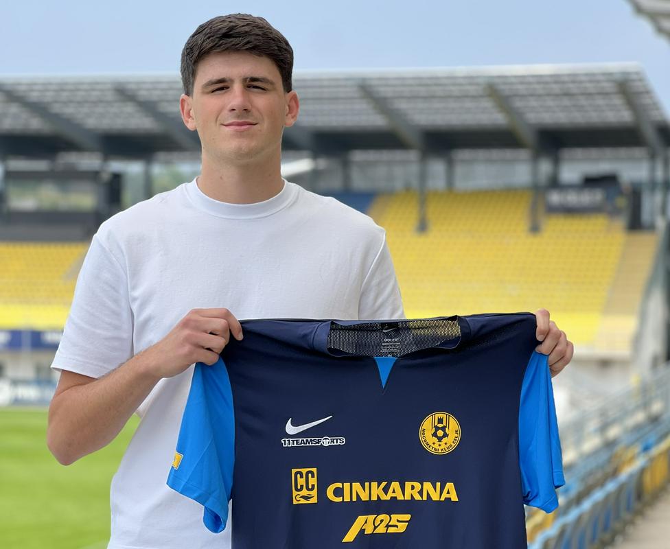 Olimpiji po derbiju 9350 evrov kazni, Mariboru 6100 - RTV SLO