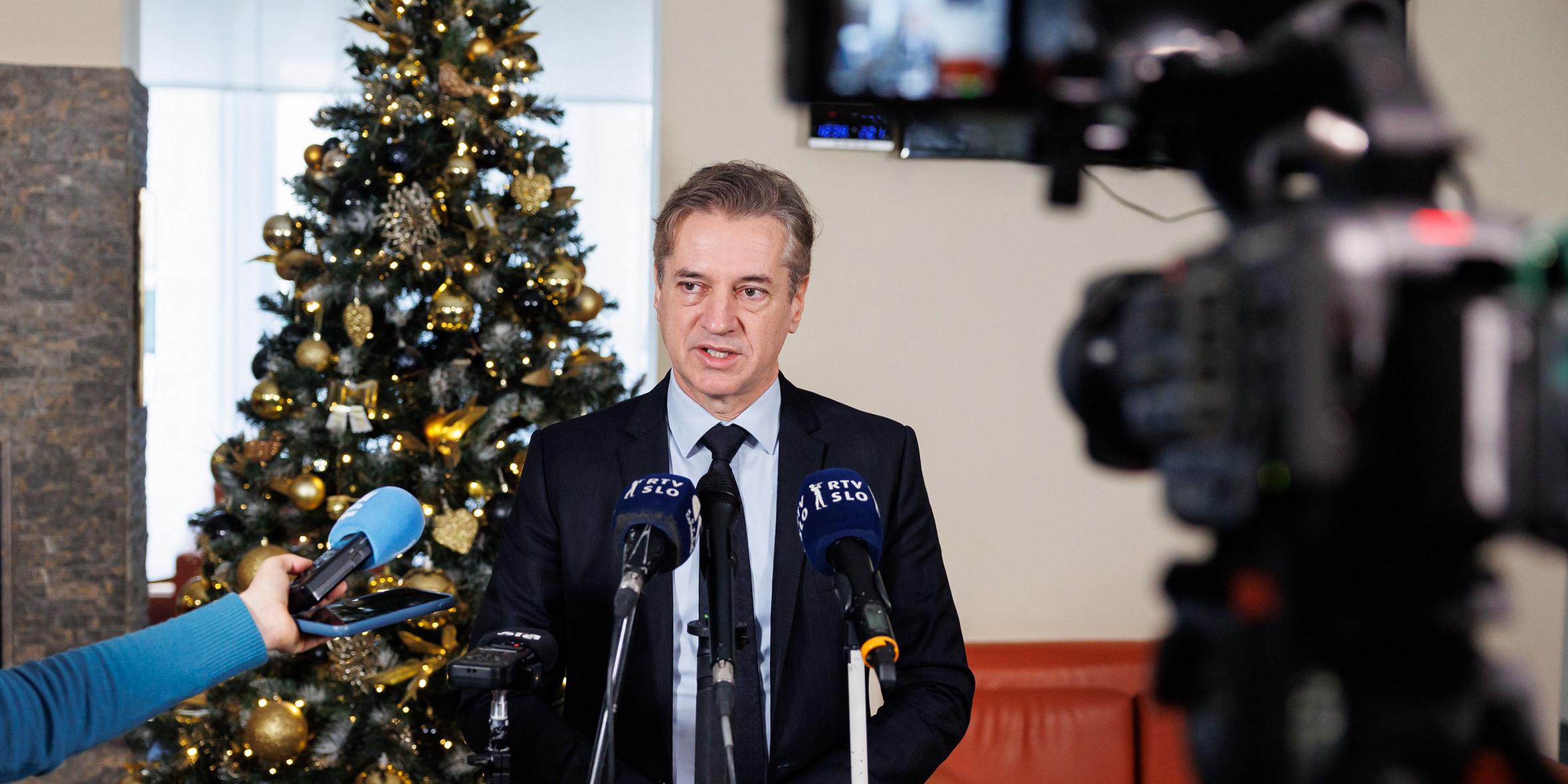 Radio Si • News • PM Golob refuses to resign over anti-corruption report