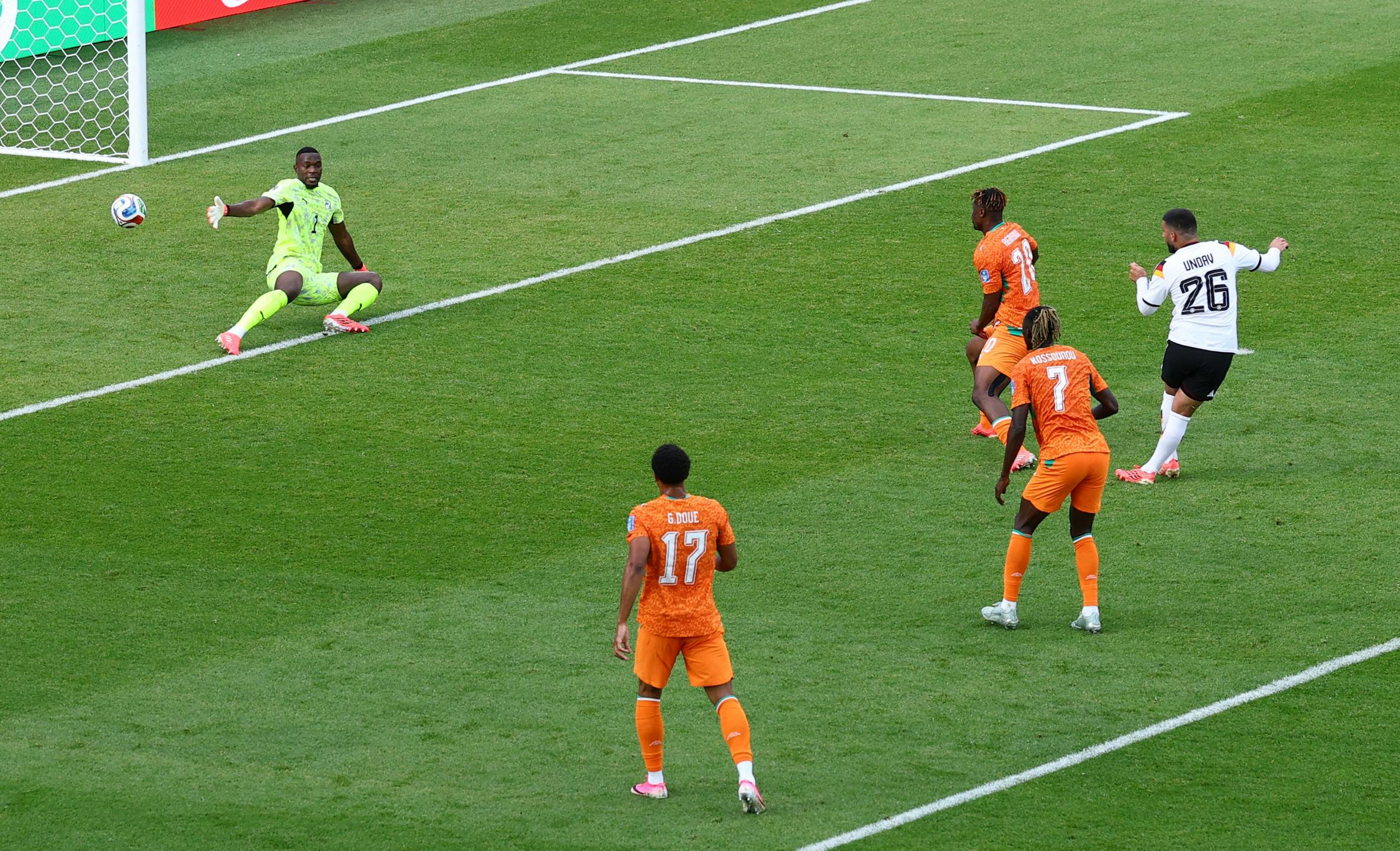 Urugvaj - Zelenortski otoki 1:1 - RTV SLO