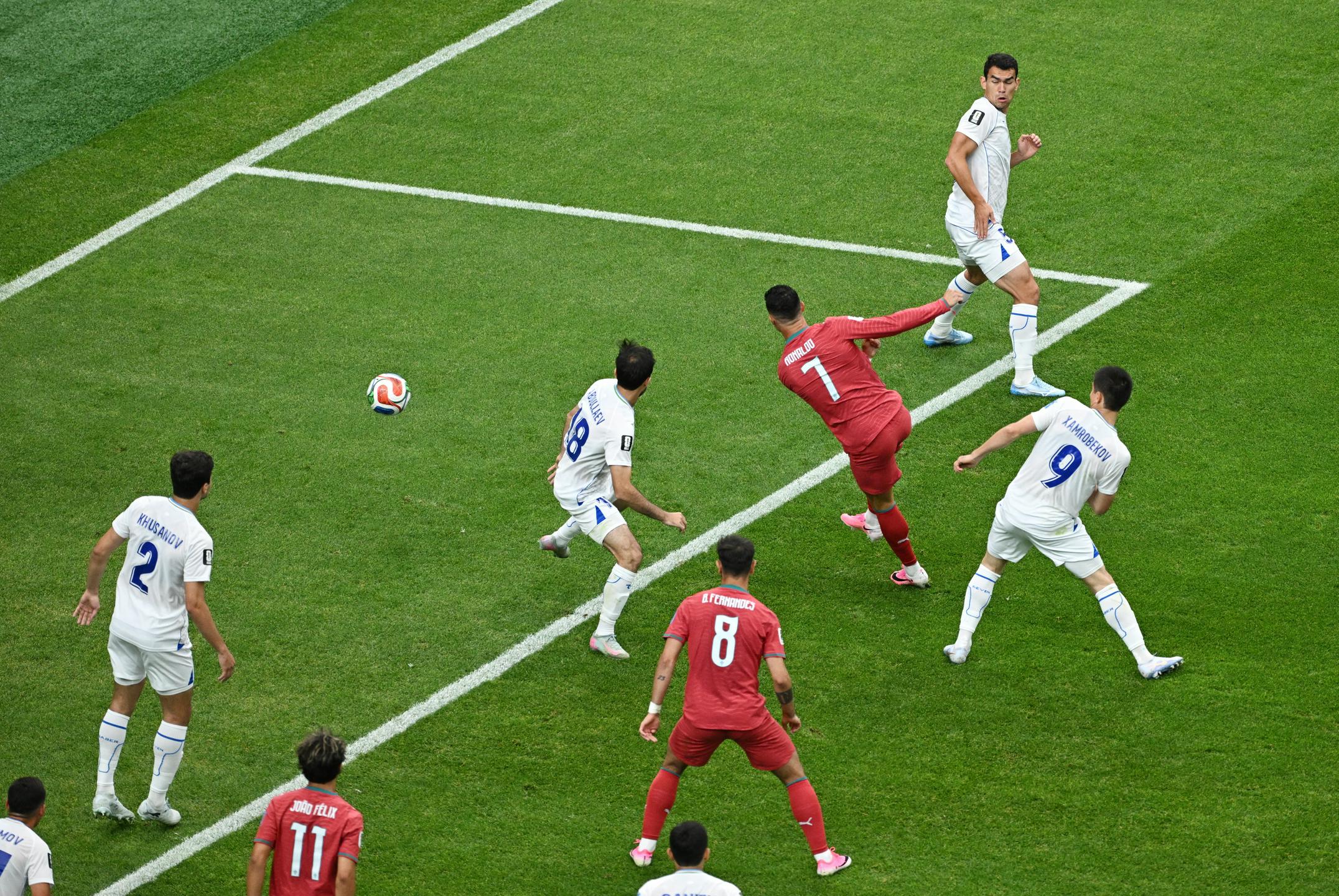 Selektor Martinez o Ronaldu: Naš kapetan je ikona - RTV SLO