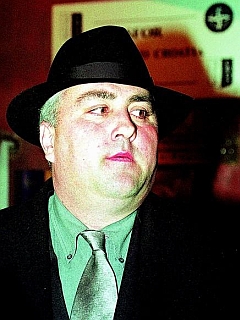 Koradejev sin poziva očeta, naj se preda - RTV SLO